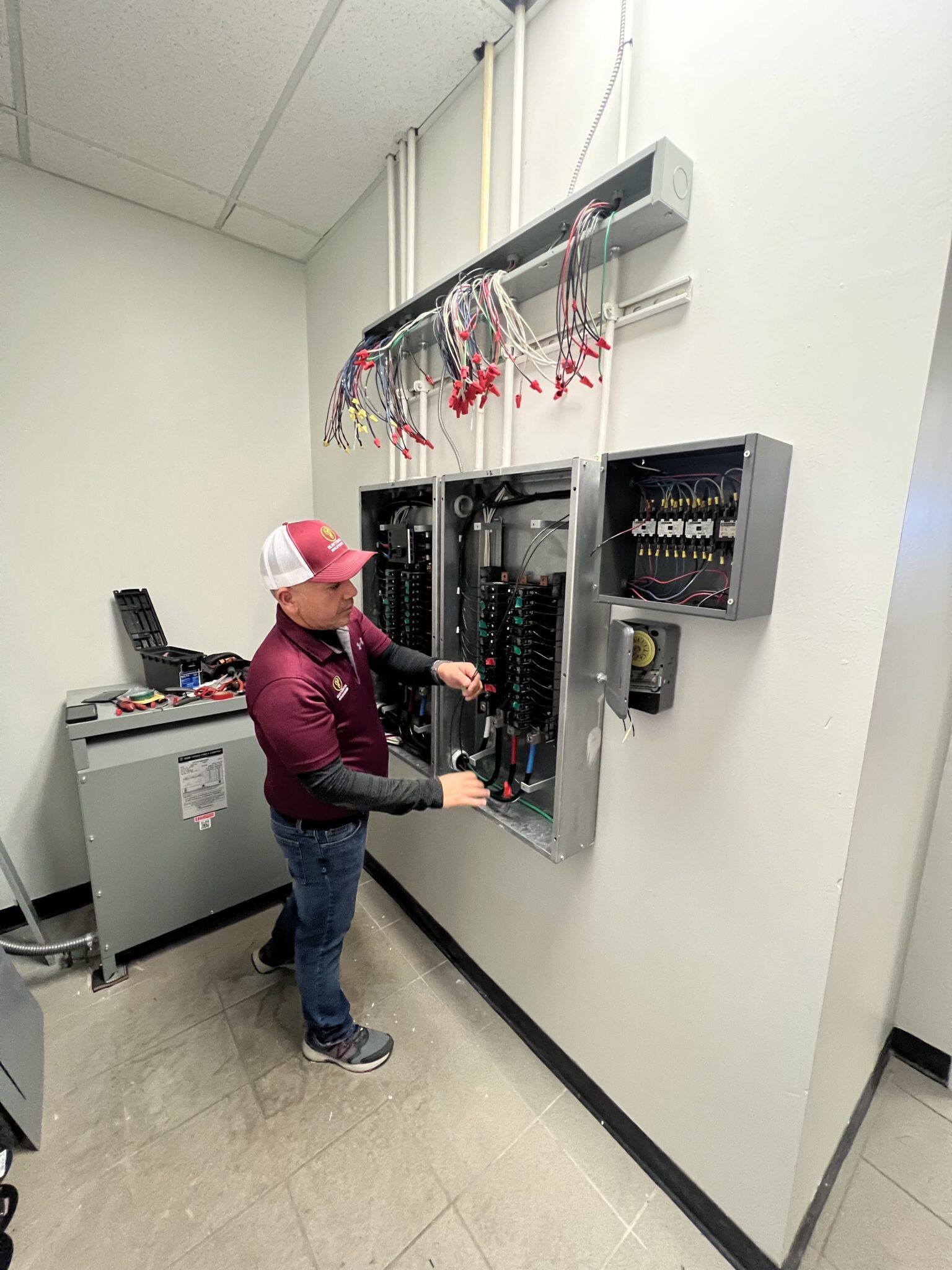 Expert Electricians - VA Electrical Solutions - About US